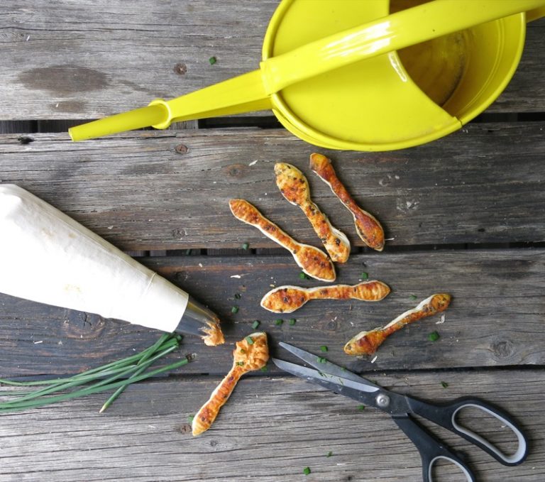 Cracker Spoons: the Perfect Dipper, Dunker, and Dabber