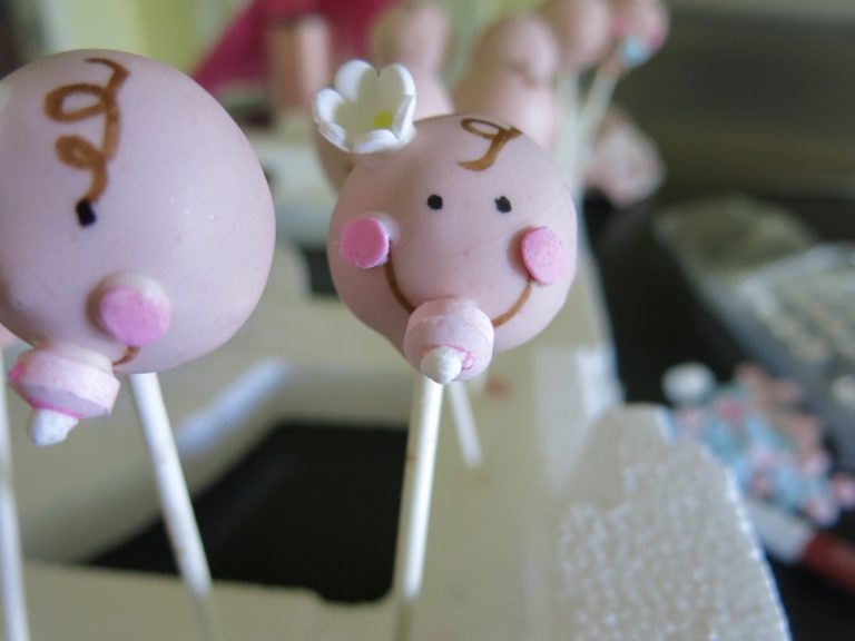 Baby Girl Babyface Cake Pops for Amy and Heidi Marie