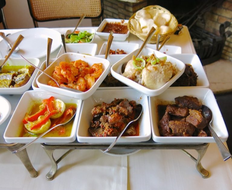 Dutch Food: Indonesian Rijsttafel at Garoeda in The Hague
