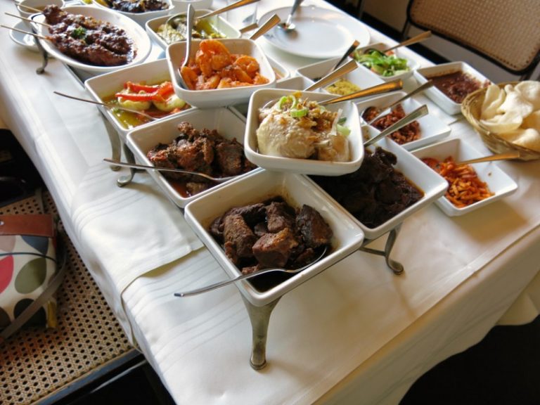 Dutch Food: Indonesian Rijsttafel at Garoeda in The Hague