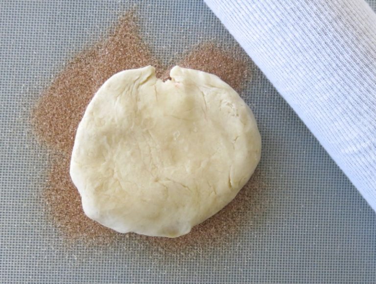 Scuffles aka Cinnamon Twists: Traditional Ukrainian Pastry Cookies