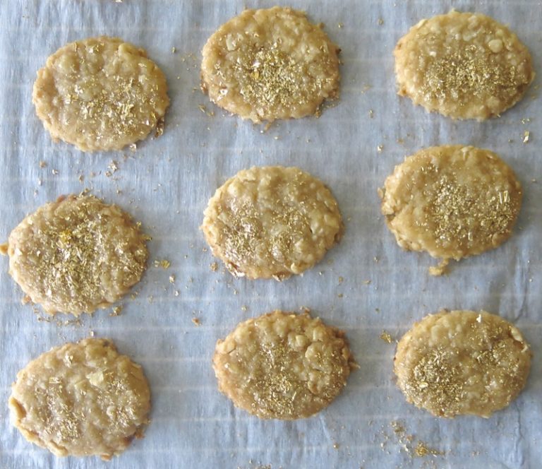 Helen McKinney's Famous Date Filled Oatmeal Cookie Sandwiches 2016