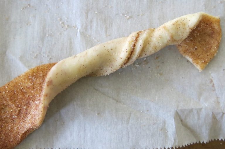 Scuffles aka Cinnamon Twists: Traditional Ukrainian Pastry Cookies
