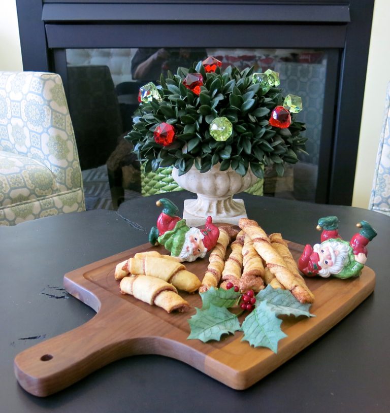 Scuffles aka Cinnamon Twists: Traditional Ukrainian Pastry Cookies