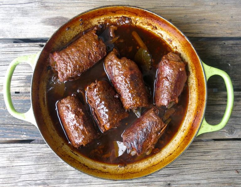 Scrumptious German Fleisch Rouladen: Cooking in the Kitchen with ...